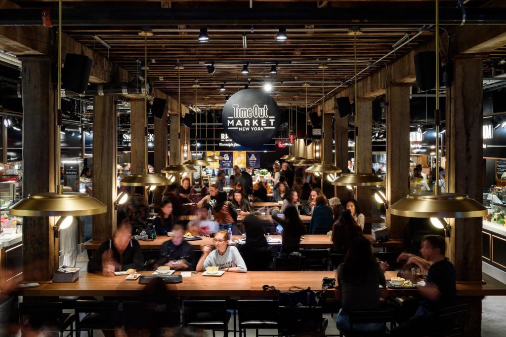 Conheça o D.U.M.B.O.: Time Out Market New York- STR Transfer NYC